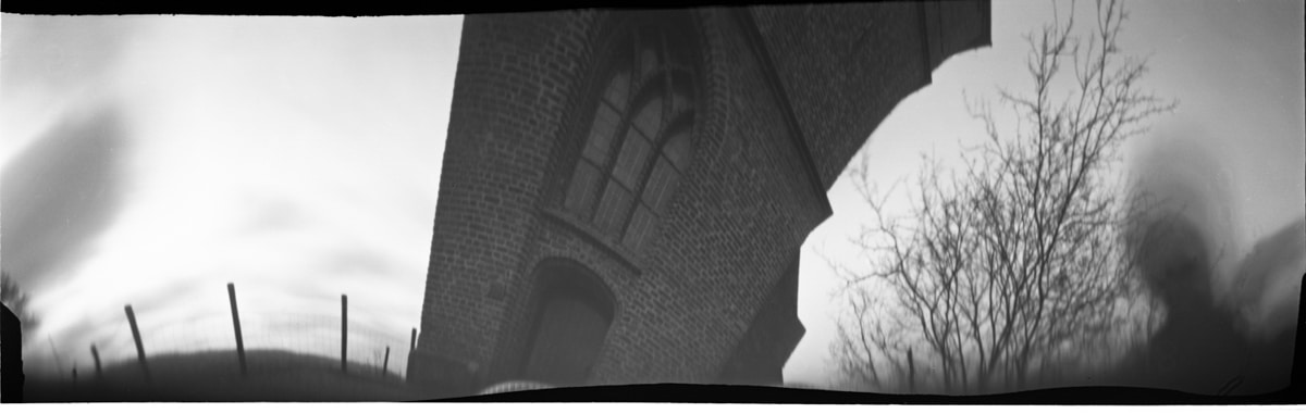 Camera review: the Vermeer Anamorphic pinhole camera - no lens, lots of ...