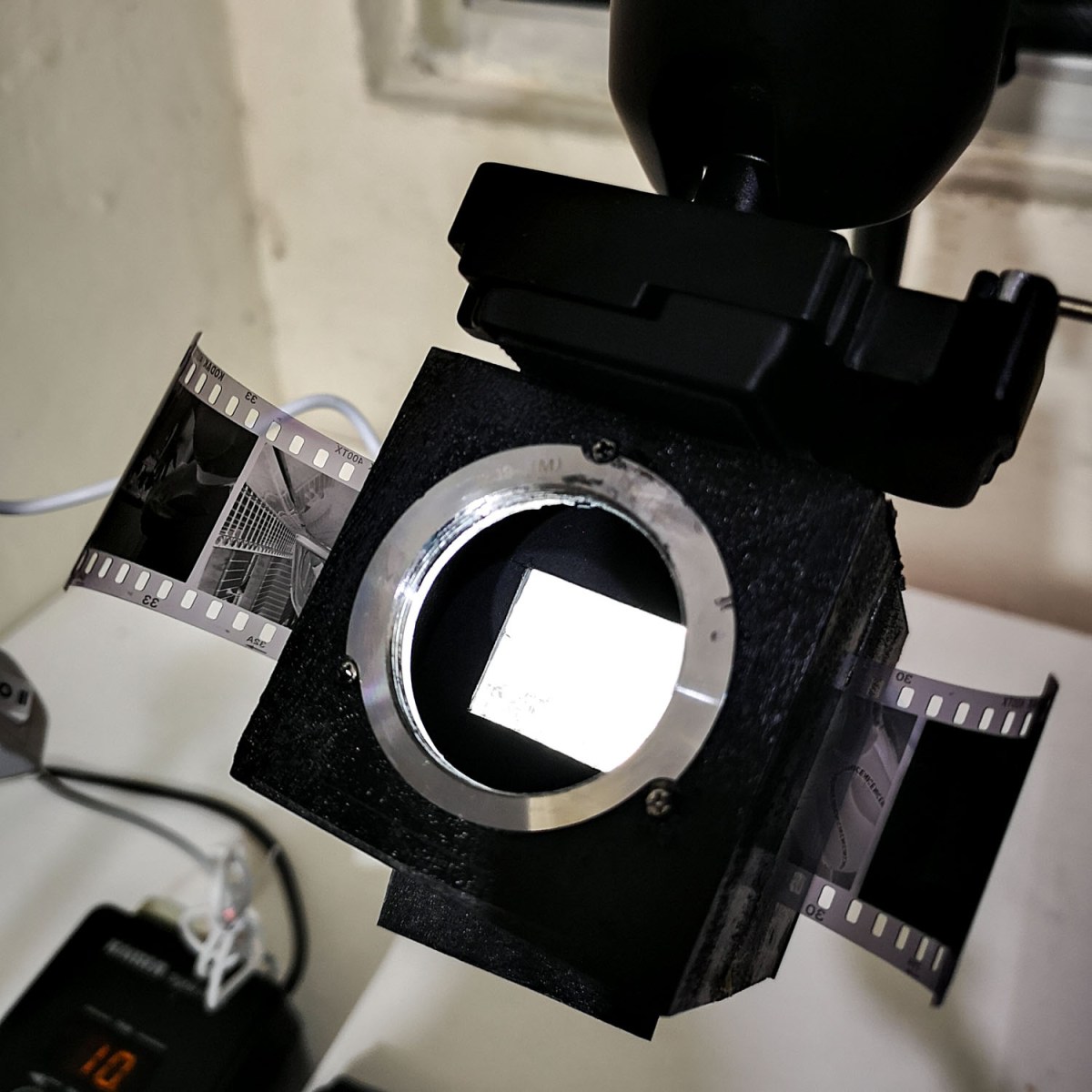 The Simple Enlarger: compact, portable, low-cost darkroom printing for ...