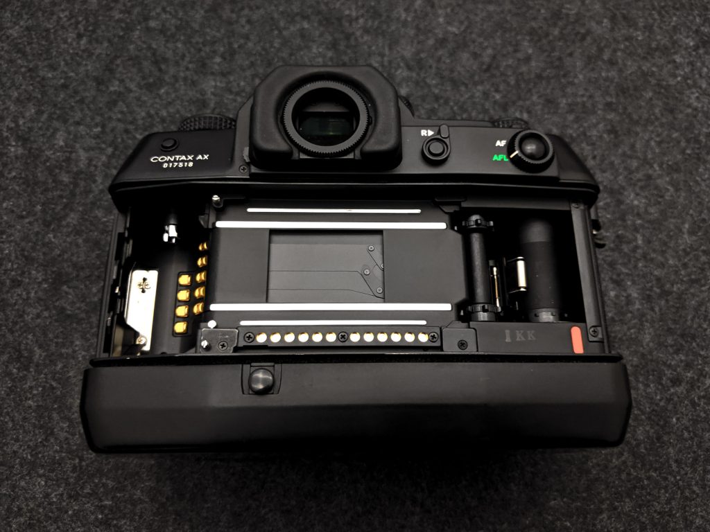 An early swansong? Reviewing the CONTAX AX: autofocusing manual lenses ...