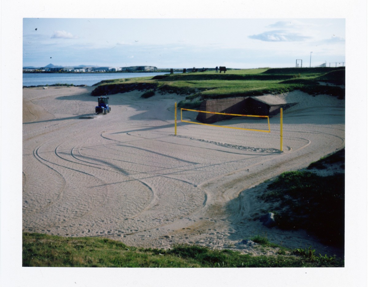 5 Frames... With Fujifilm FP-100C (Polaroid 340 Land Camera) - EMULSIVE