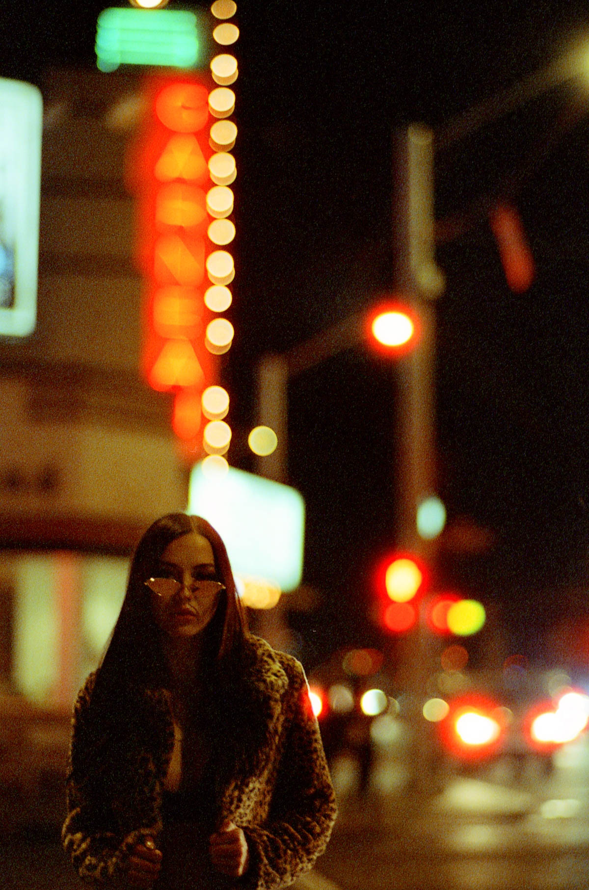 5 Frames... Of Cinestill 800T at night (EI 1250 / 35mm format / Contax ...