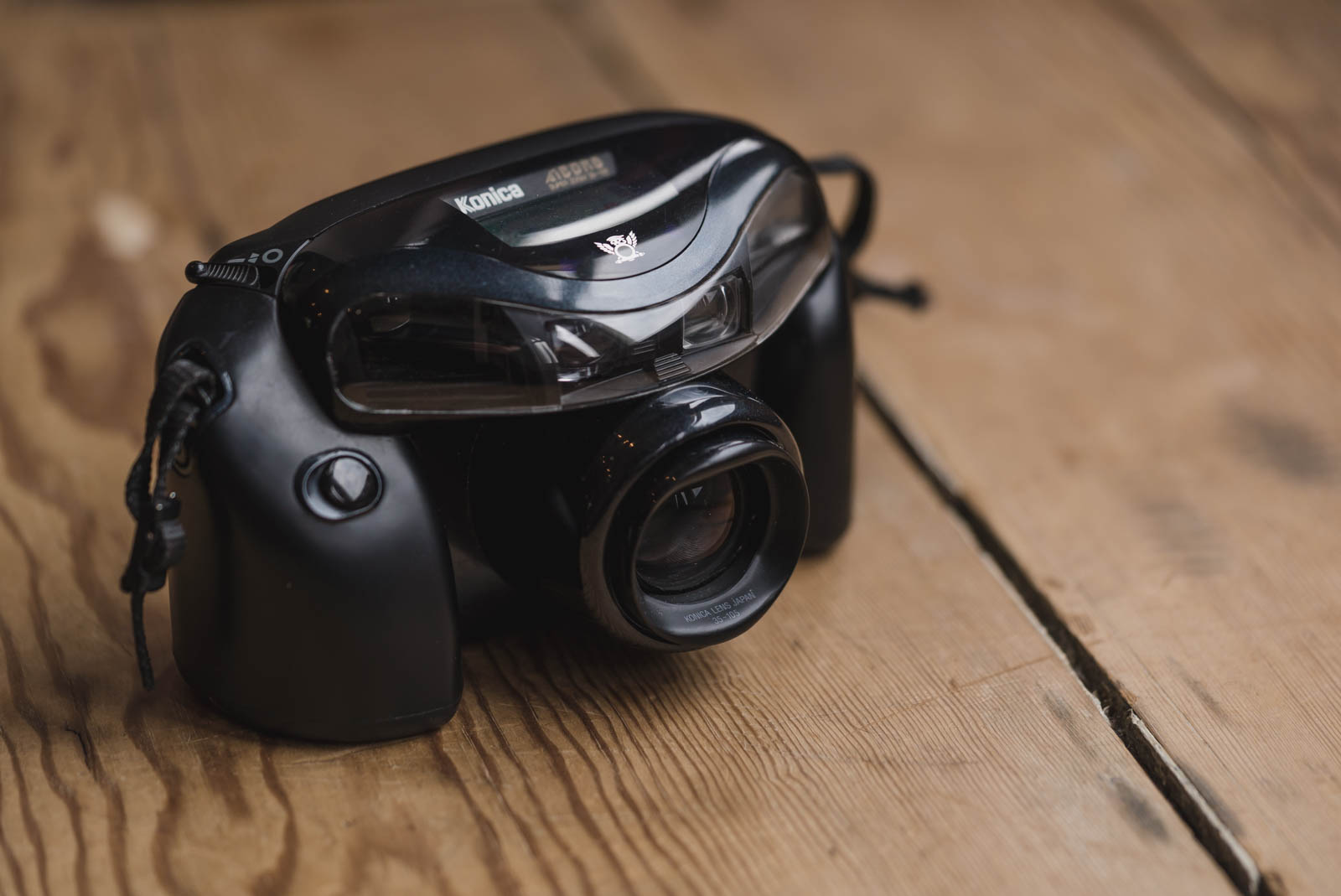 The best (and worst) film cameras of the 1990s - EMULSIVE