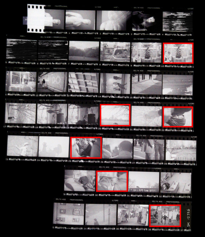 The Paradox of cluttered contact sheets - EMULSIVE