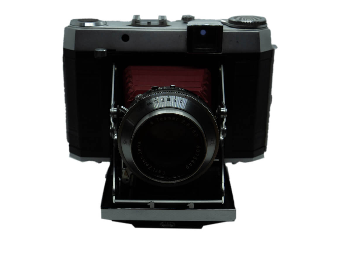Camera review: the Certo Six and "lightweight" 6x6 film photography ...