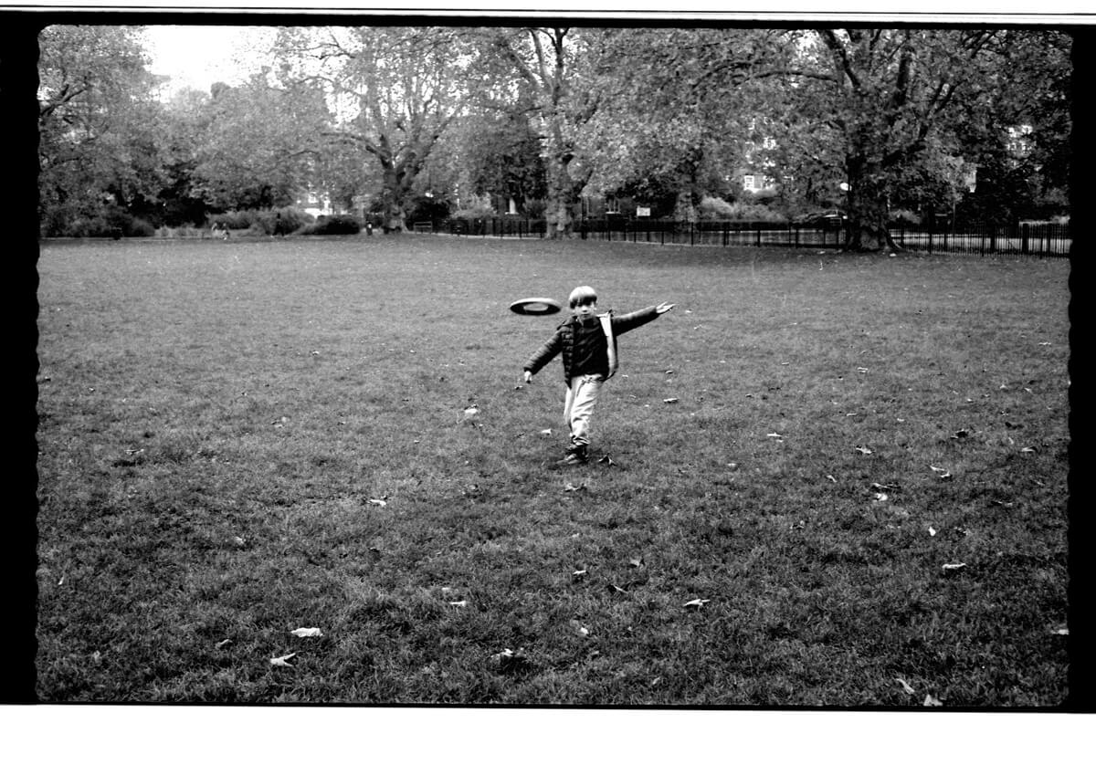 5 Frames... Of 15 year expired Agfa Scala 200 on a King Regula Cita III ...