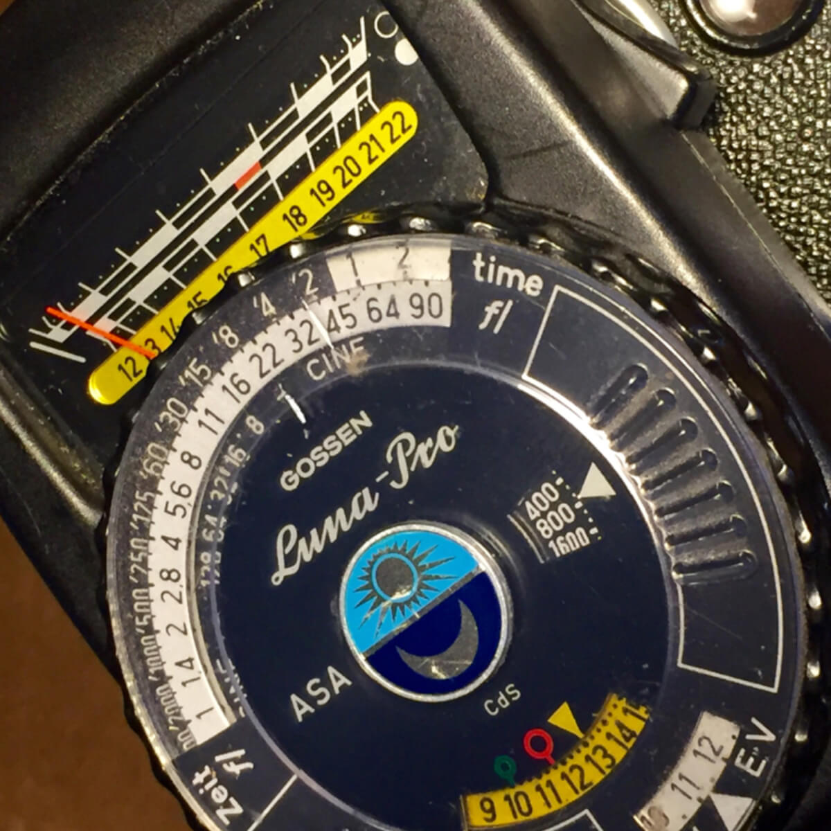 How-To: Push-metering for simple cameras - EMULSIVE