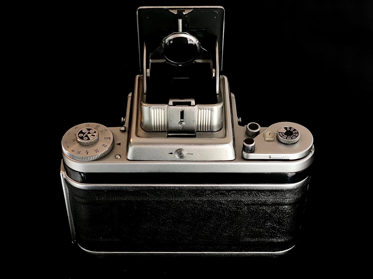 Camera review: The Pentacon Six TL and the Curate’s Egg - EMULSIVE