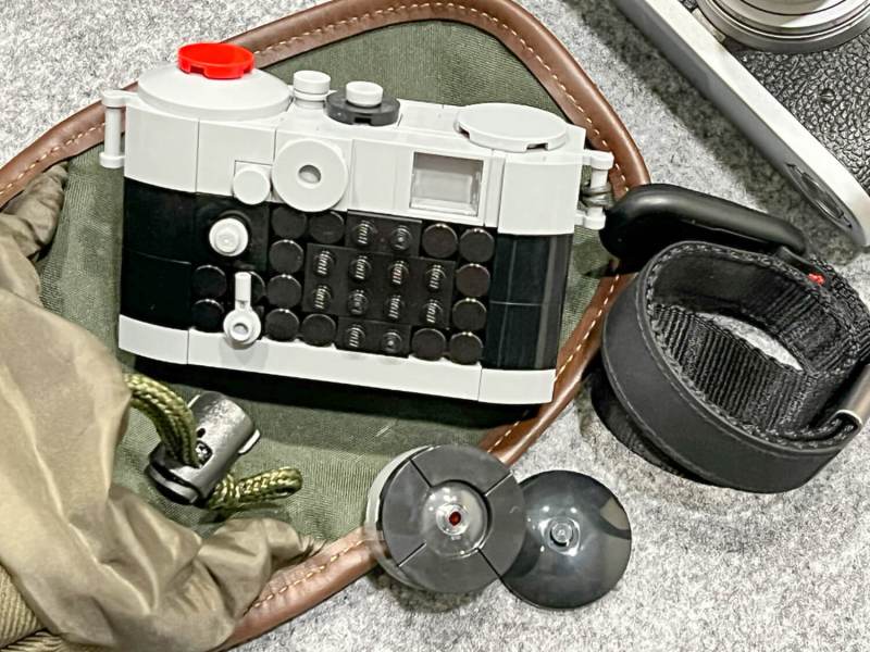 Camera review: The LEGO VIP Rewards Vintage Camera + build video - EMULSIVE