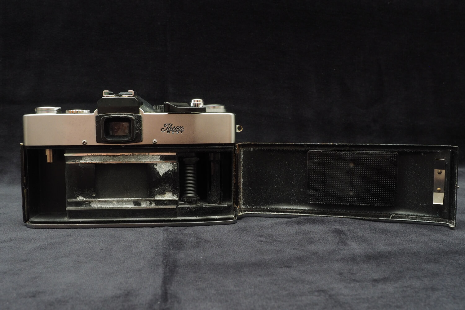 Camera review: The Exakta TL 1000 - EMULSIVE